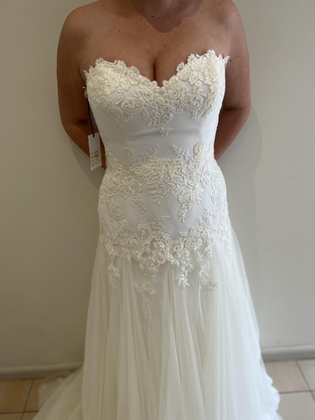 Enzoani BT17-9 New Wedding Dress Save 81% - Stillwhite