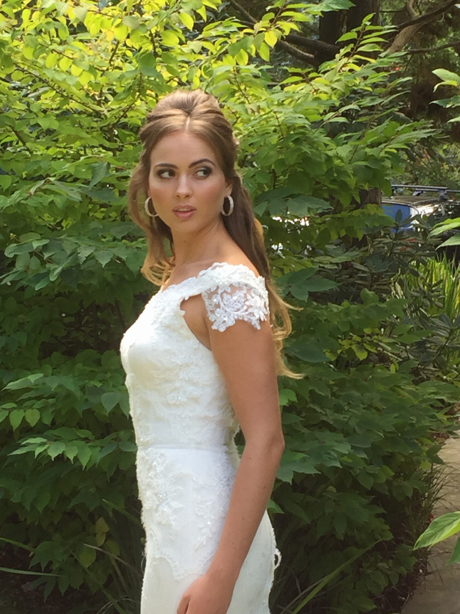 Catherine R Couture Isabel Sample Wedding Dress - Stillwhite