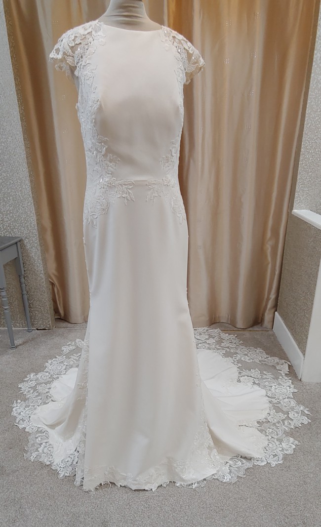 Justin Alexander, Delia 88231 LND Sample Wedding Dress Save 53% ...