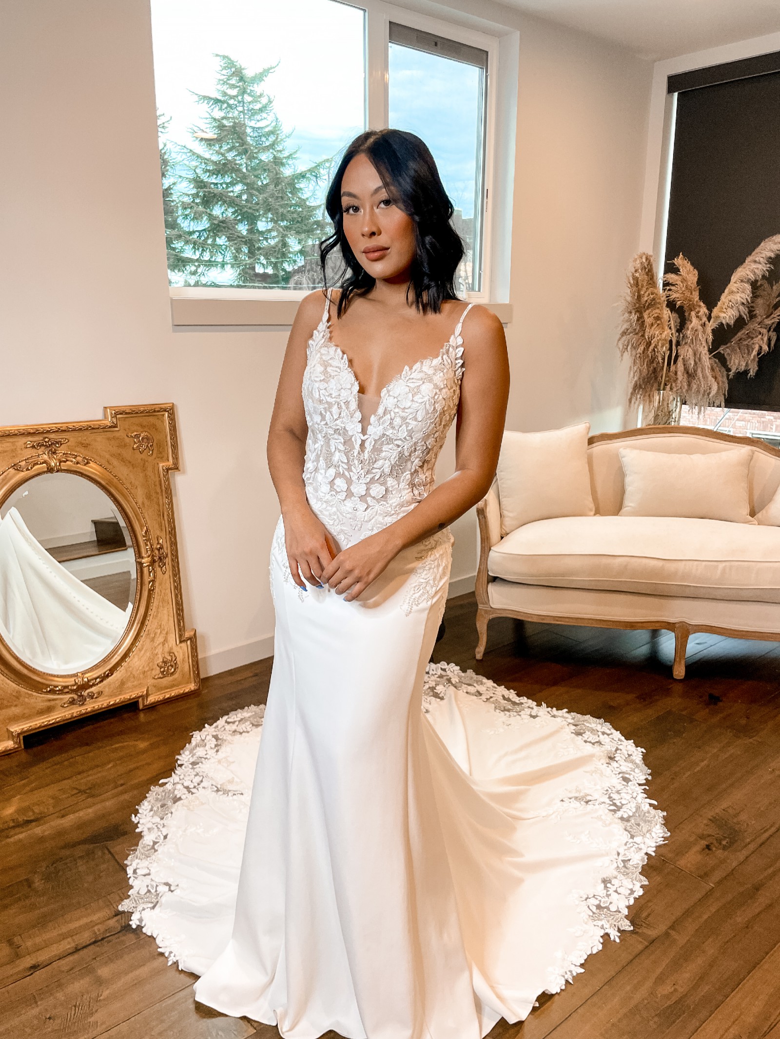 Allure Bridals 3450 Sample Wedding Dress Save 21% - Stillwhite