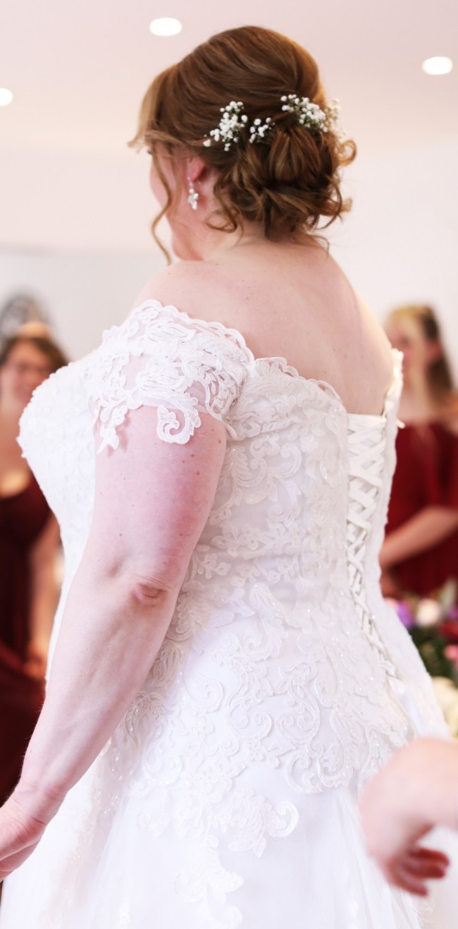 True Bride Wedding Dress Save 54% - Stillwhite