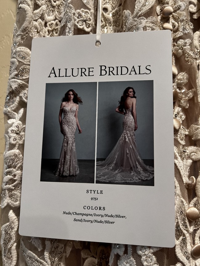 Allure Bridals 9751 New Wedding Dress Save 45% - Stillwhite