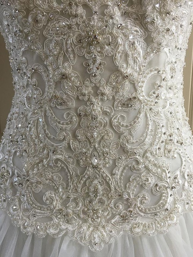 Allure Bridals 9256 New Wedding Dress Save 26% - Stillwhite