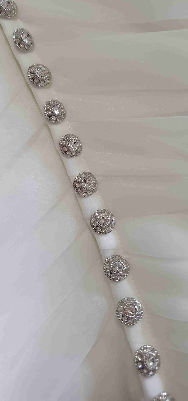 Henry Roth New York Sample Wedding Dress Save 89% - Stillwhite