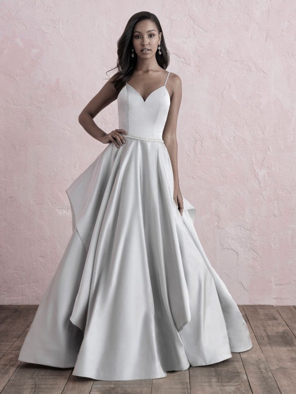 Allure Bridals, Style 3274 Sample Wedding Dress Save 60% - Stillwhite