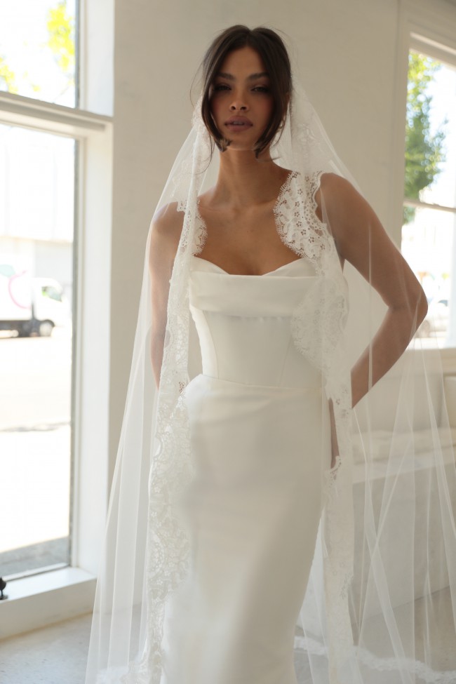 Mariana Hardwick, Ruby New Wedding Dress Save 88% - Stillwhite