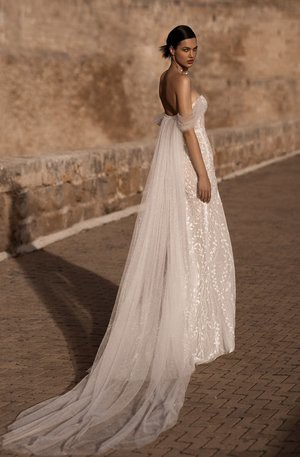 Wona Concept YOLANDA Sample Wedding Dress Save 37% - Stillwhite