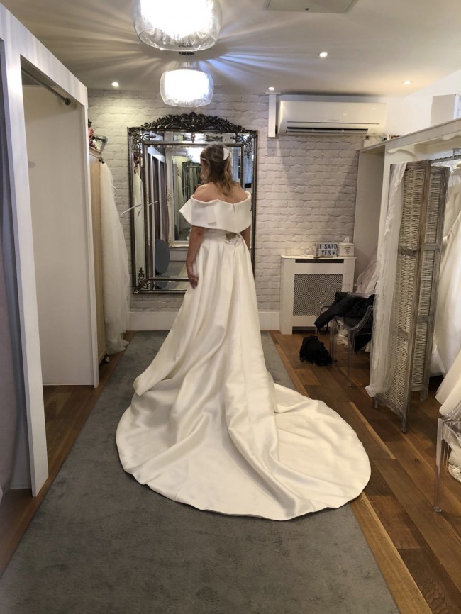 Eva Lendel Jess New Wedding Dress Save 33% - Stillwhite