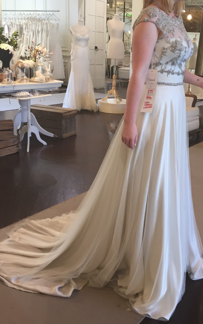 Mariana Hardwick Savannah Sample Wedding Dress - Stillwhite