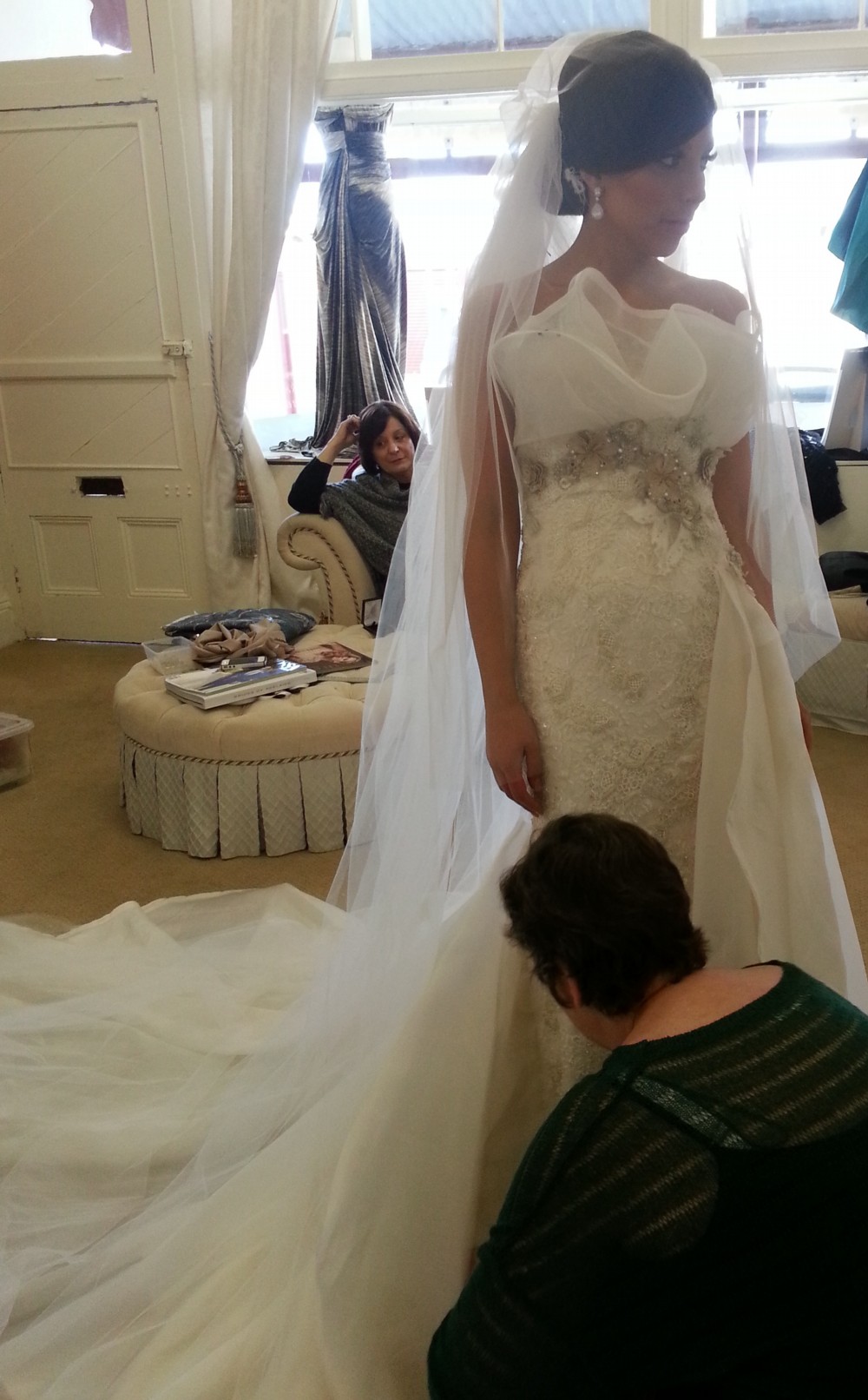 Eliza French Used Wedding Dress Save 56% - Stillwhite