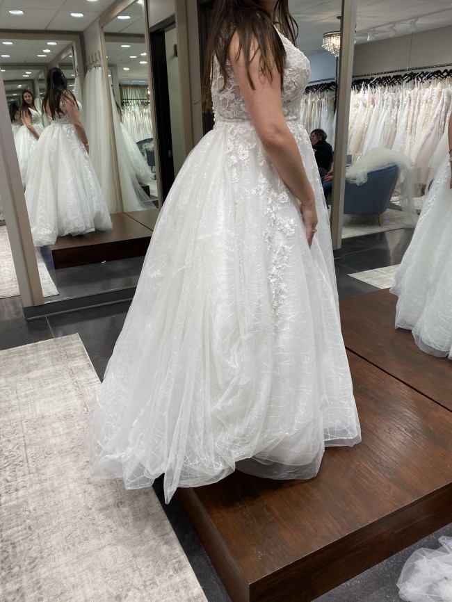 Philippe Matthew, Davina New Wedding Dress Save 44% - Stillwhite