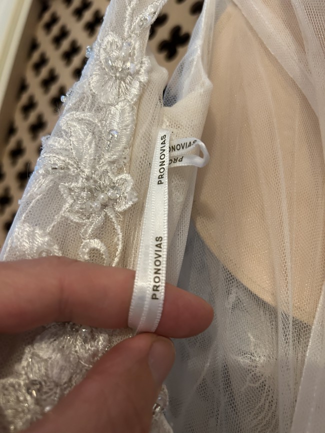 Pronovias New Wedding Dress Save 62% - Stillwhite