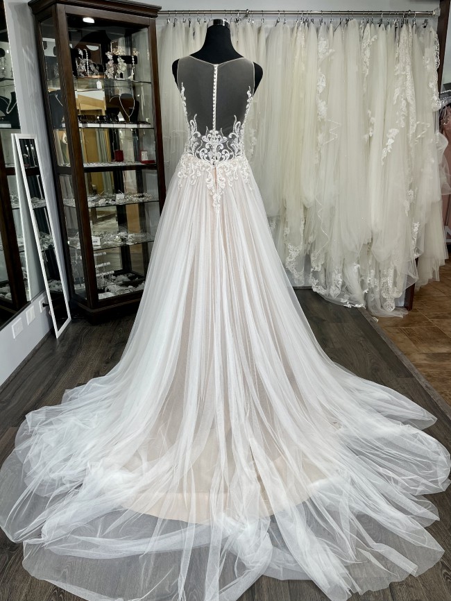Maggie Sottero SEELEY Sample Wedding Dress Save 21% - Stillwhite