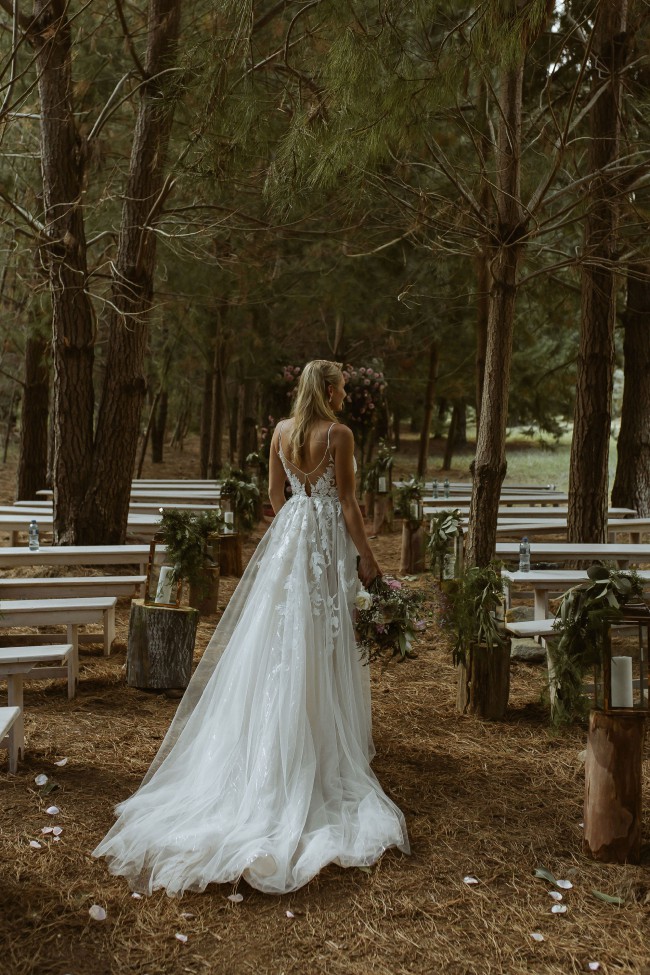 Olympe Papillon Wedding Dress Save 37% - Stillwhite