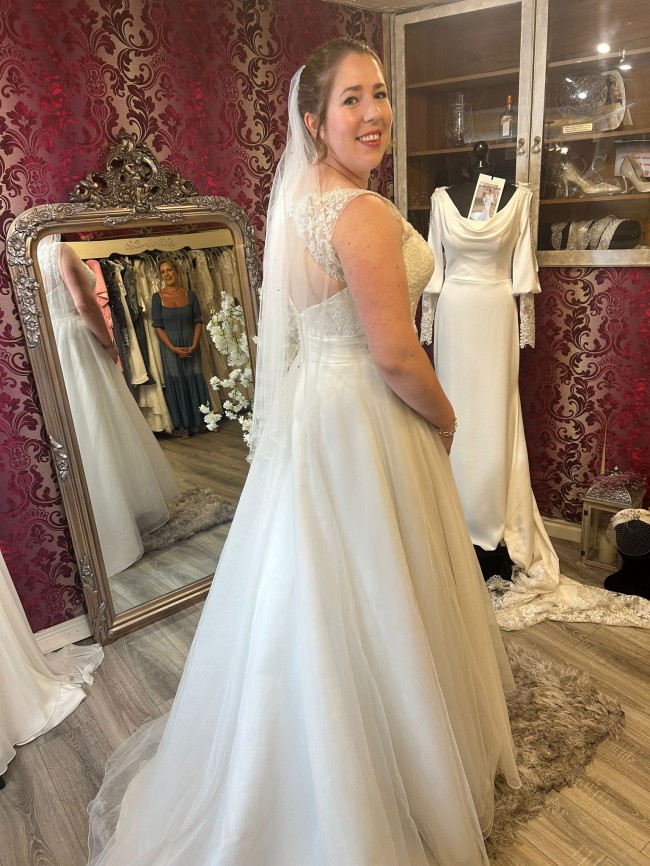 Eternity Bridal D5338 Wedding Dress Save 47% - Stillwhite