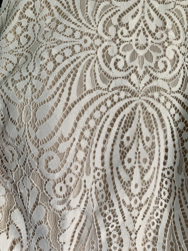 Allure Romance New Wedding Dress Save 45% - Stillwhite