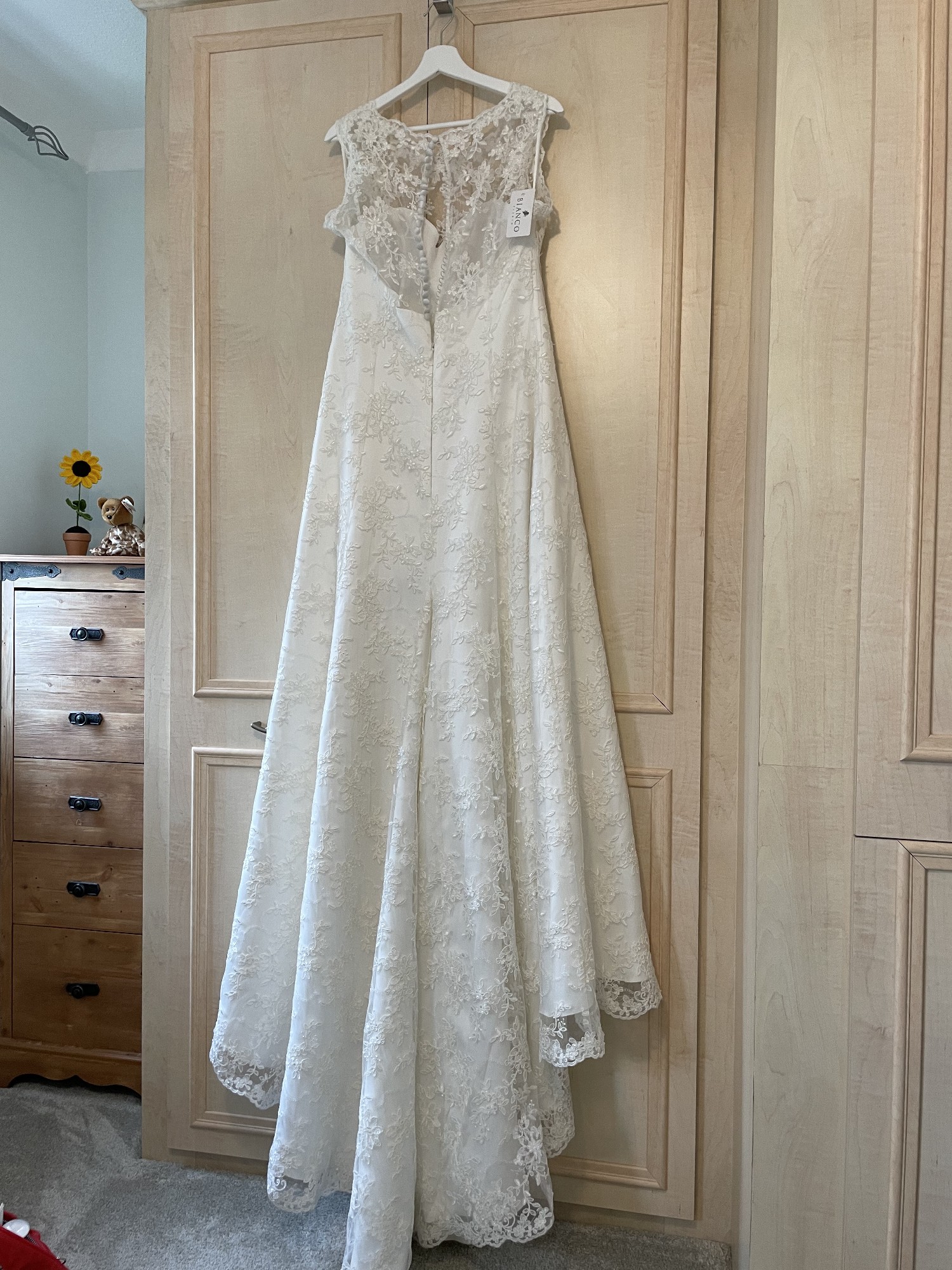 Bianco Evento New Wedding Dress - Stillwhite