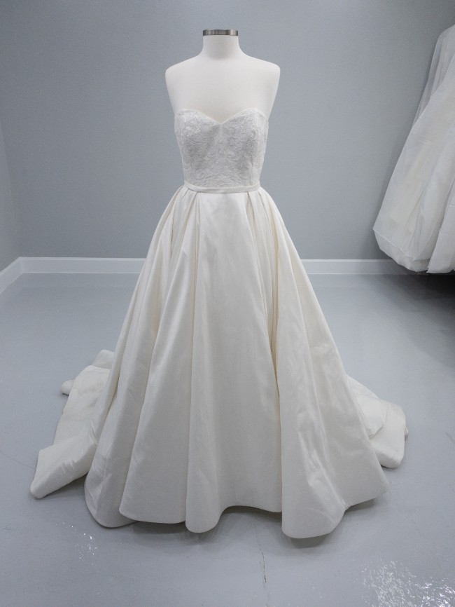 Blue Willow Bennett Sample Wedding Dress Save 87% - Stillwhite