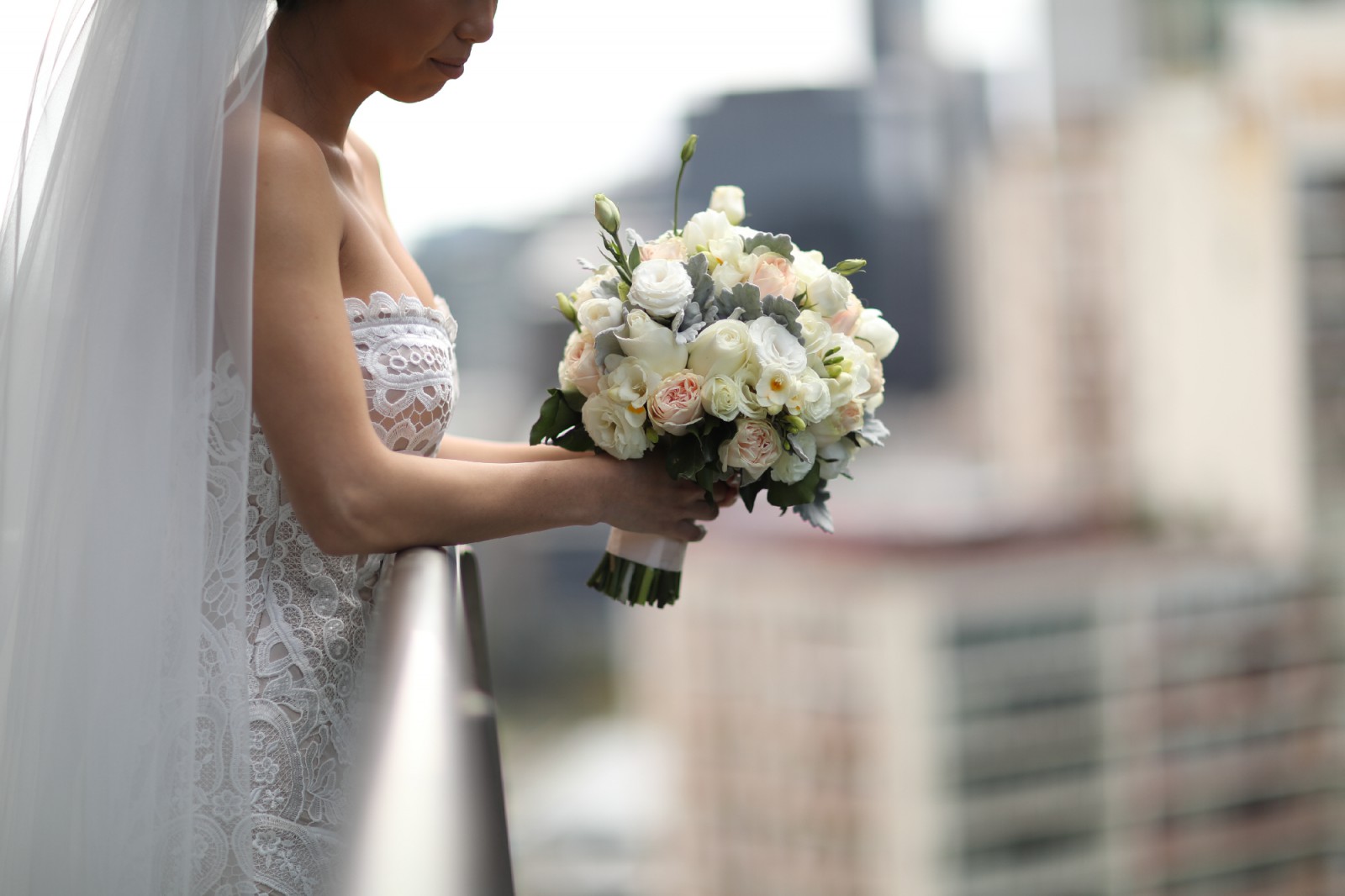 Leah Da Gloria Custom Made by Sandra Rickard Used Wedding Dress Save 50 ...