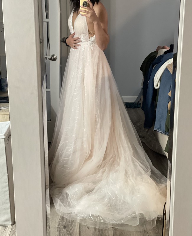 L’amour Calla Blanche Anastasia, LA8234 New Wedding Dress Save 23% ...