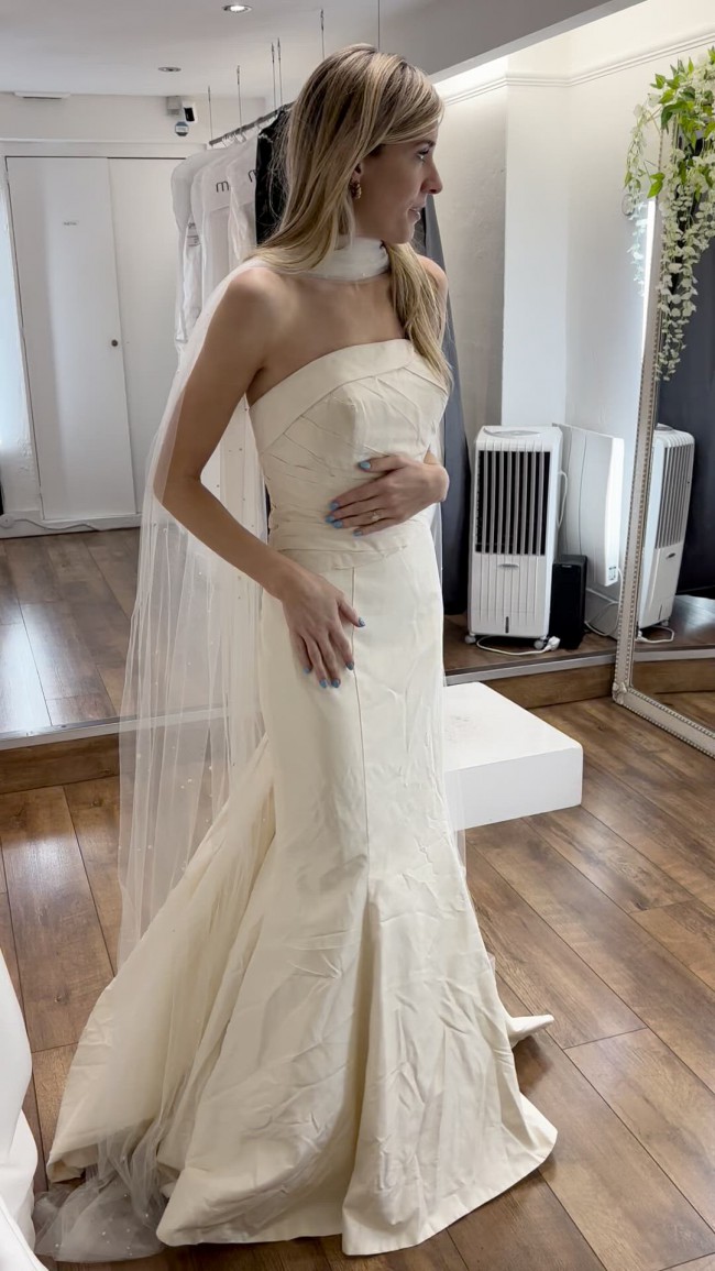Angelica Bridal Sample Wedding Dress Save 83 Stillwhite
