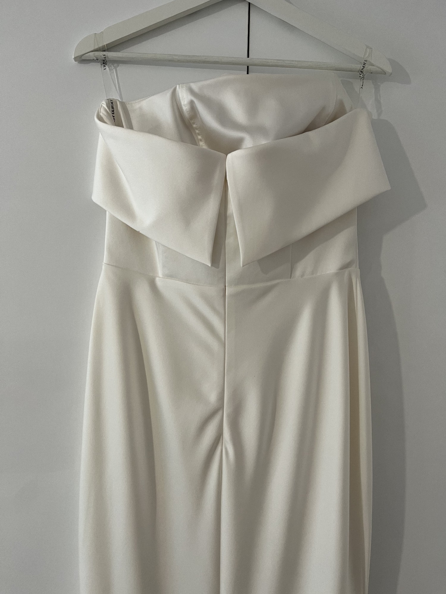 Eva Lendel, Pretty - dress only New Wedding Dress Save 33% - Stillwhite