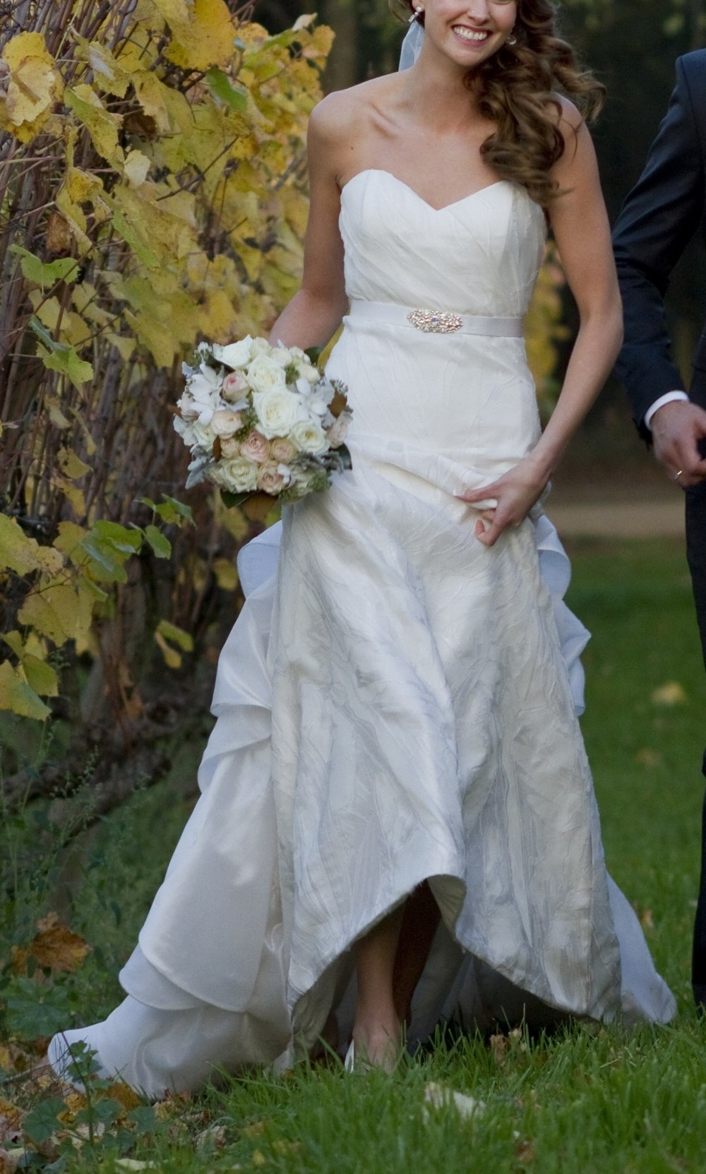 Jennifer Bowden Used Wedding Dress Save 79% - Stillwhite