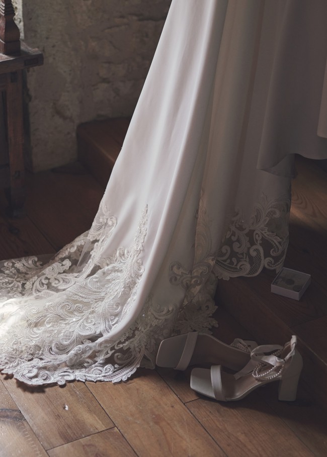 Allure Bridals Astra Wedding Dress Save 44% - Stillwhite