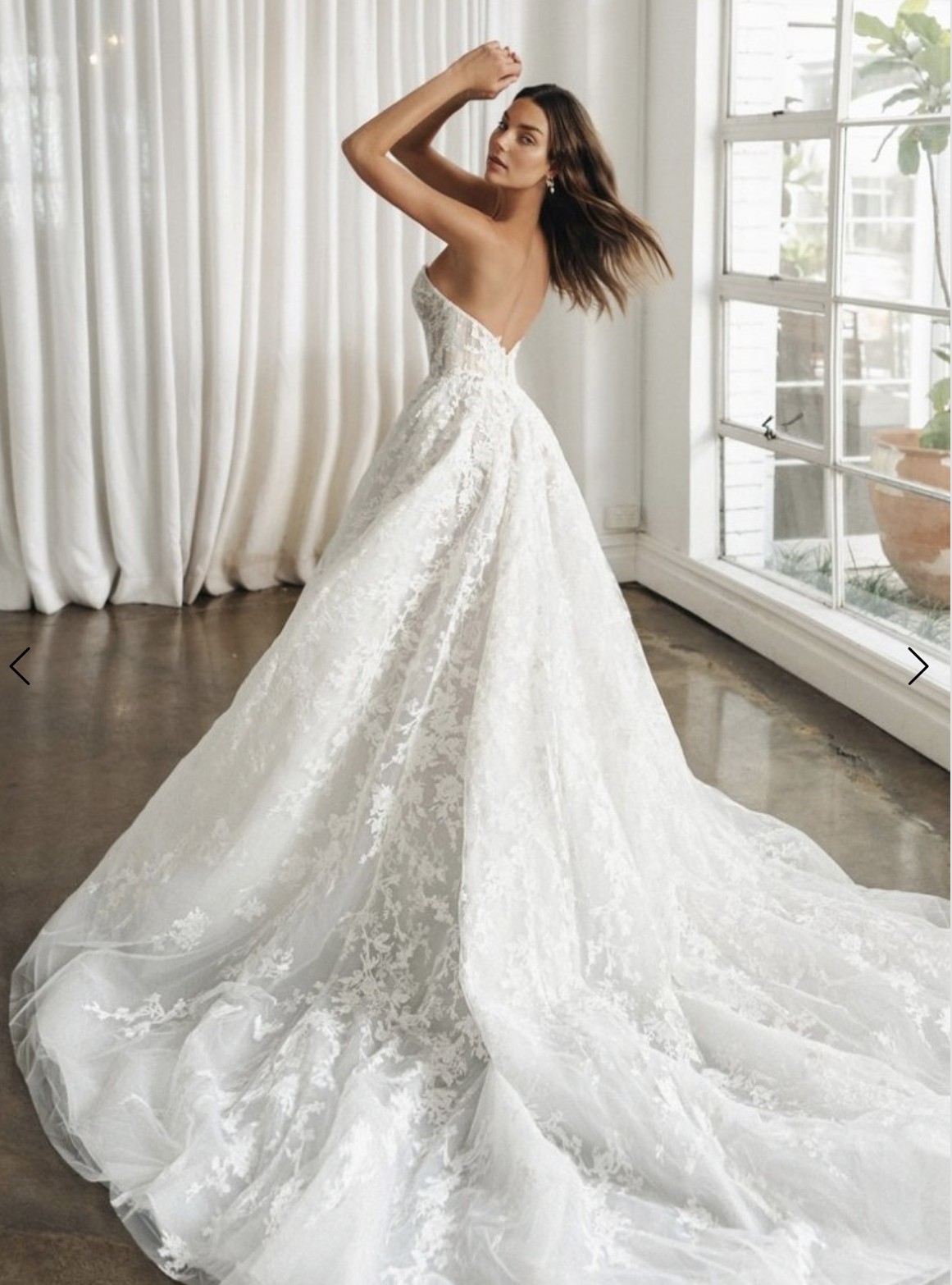 La Premiere Bridal, Wooer Sample Wedding Dress Save 29% - Stillwhite