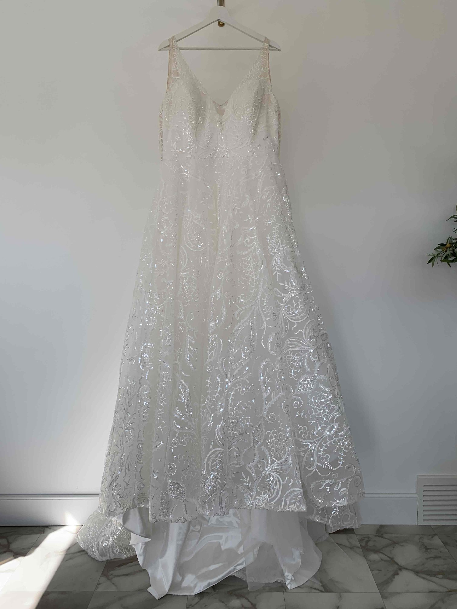 Madi Lane Sample Wedding Dress Save 74% - Stillwhite