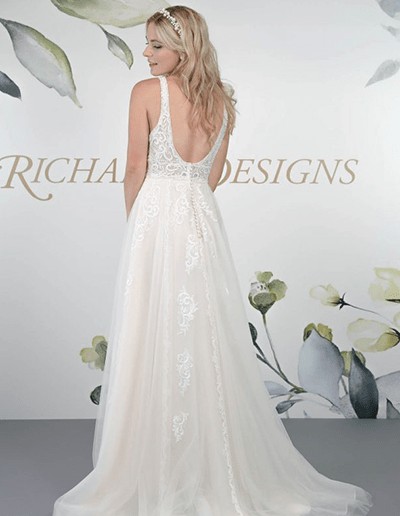 Richard Designs Isla New Wedding Dress Save 26% - Stillwhite