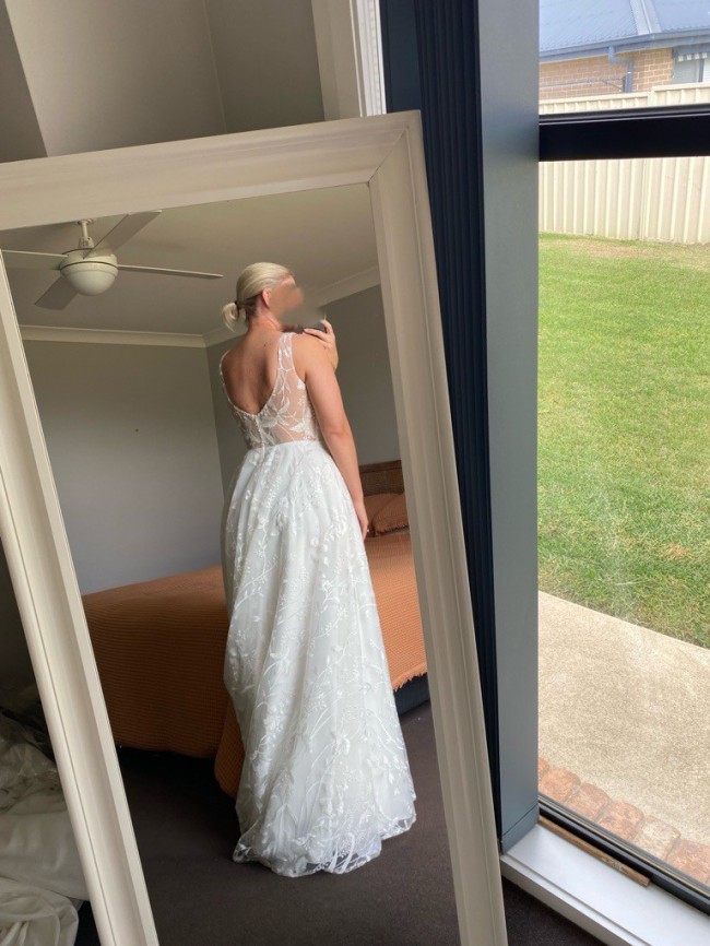 Tania Olsen Sample Wedding Dress Save 56% - Stillwhite