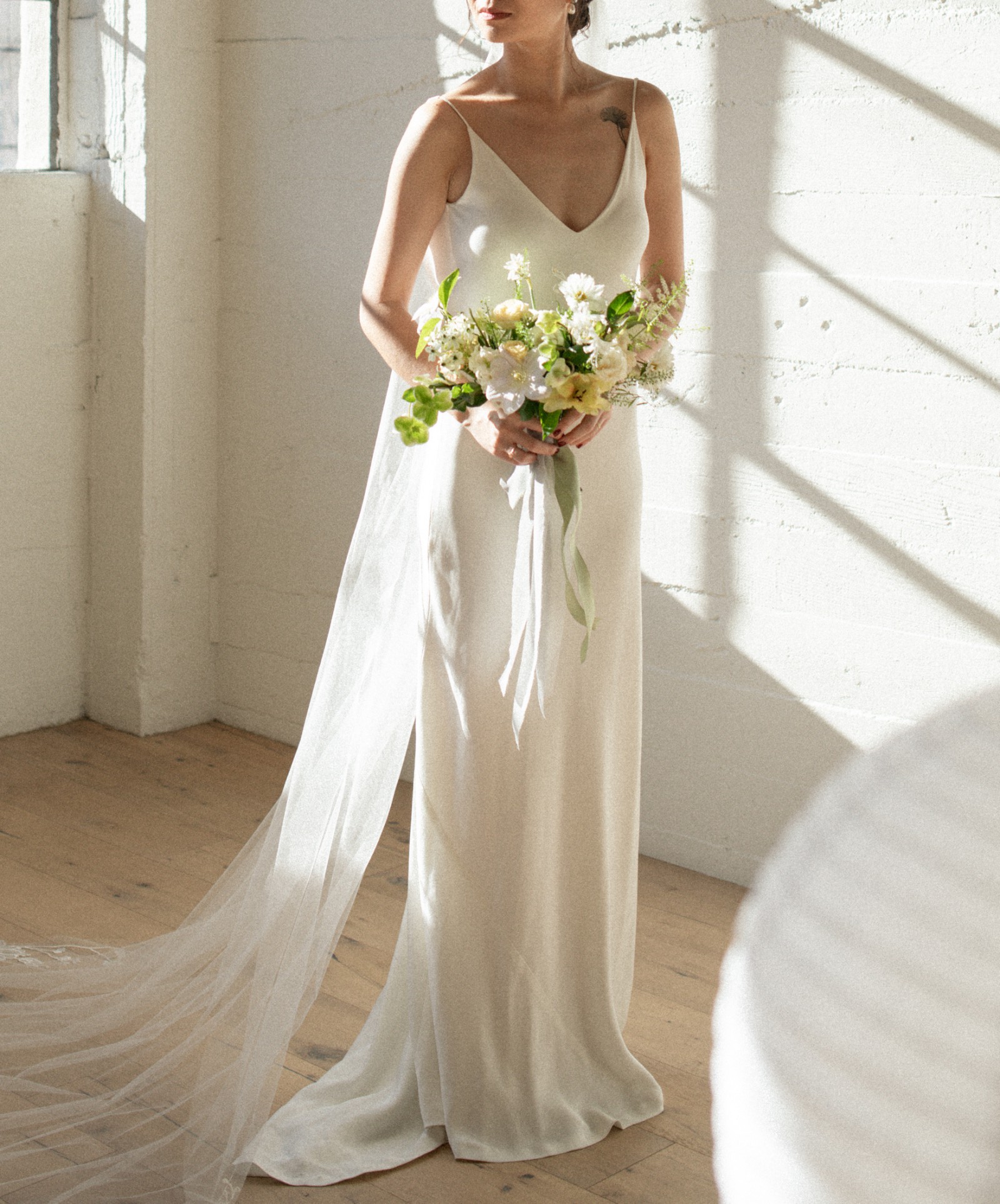 A La Robe Wedding Dress Save 50% - Stillwhite