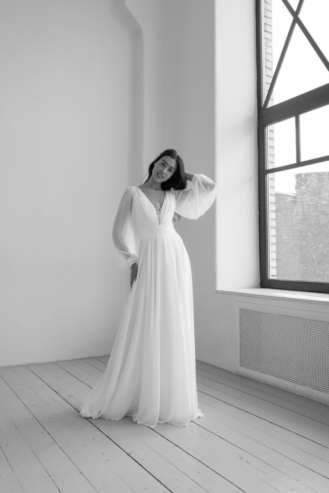 Rima Lav New Wedding Dress Save 30% - Stillwhite