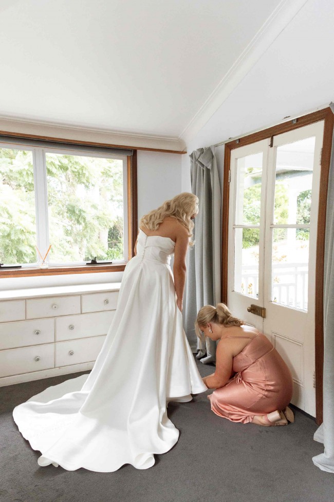 Hera Couture Le Belle V2 - Strapless with left leg split Wedding Dress ...