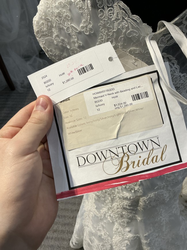 House Of Wu Sample Wedding Dress Save 20% - Stillwhite