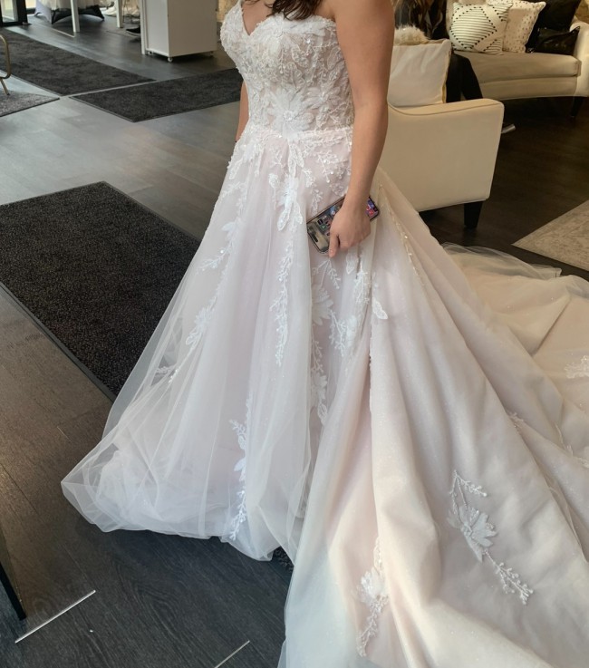 Maggie Sottero, Caroline Sample Wedding Dress Save 49% - Stillwhite