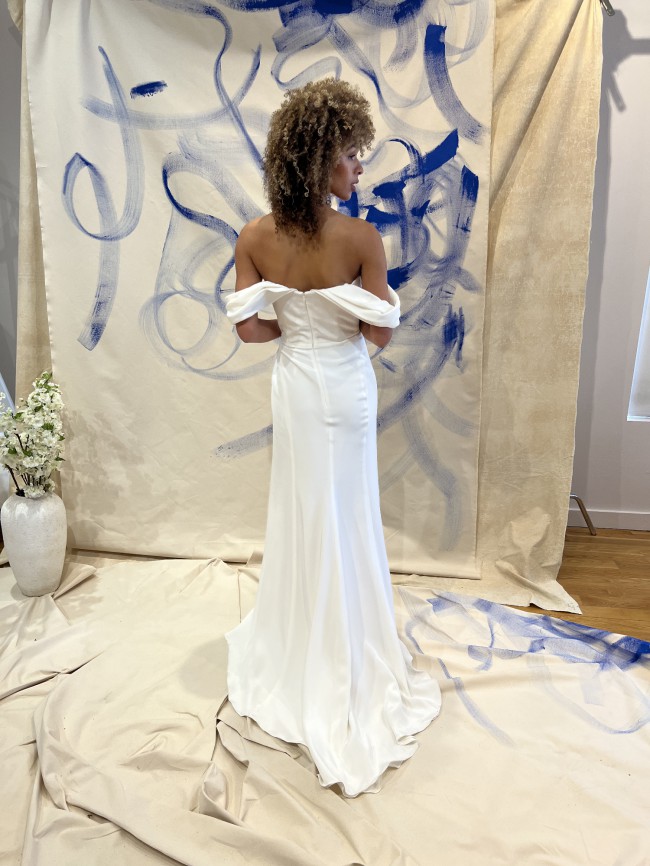Sarah Seven Inez Sample Wedding Dress Save 54% - Stillwhite