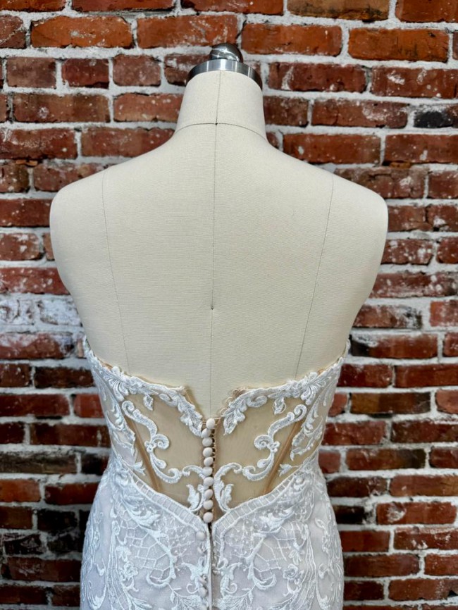 Stella York 6979 Sample Wedding Dress Save 60% - Stillwhite