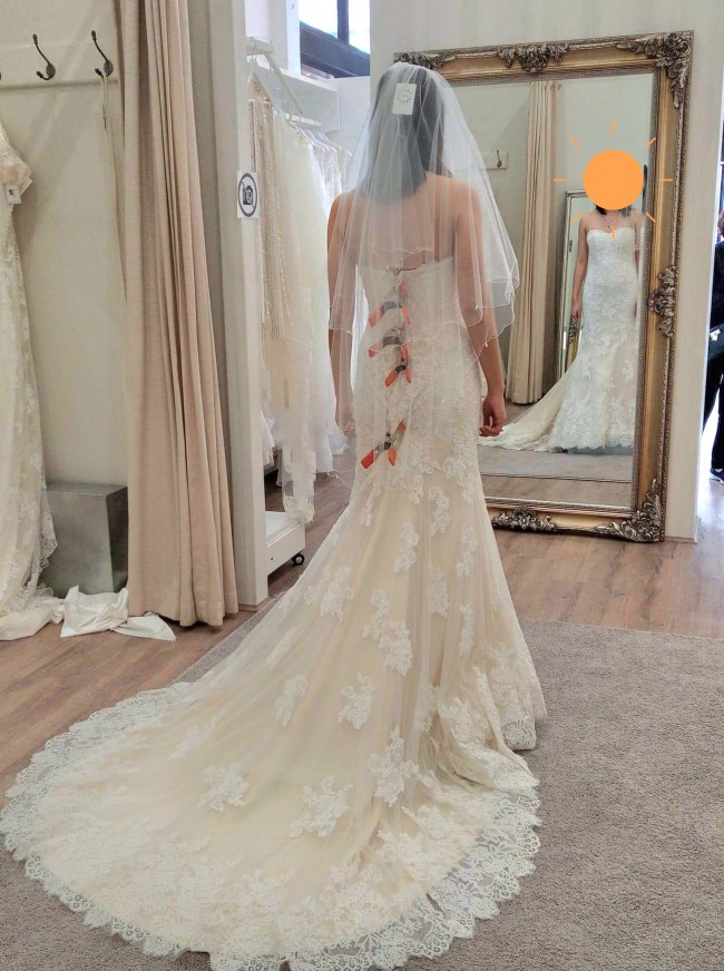 Cizzy Bridal Sample Wedding Dress - Stillwhite