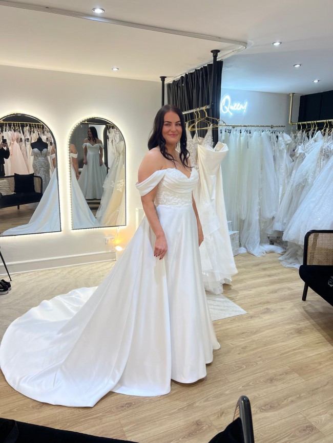 Serene By Madi Lane, Annalie New Wedding Dress - Stillwhite