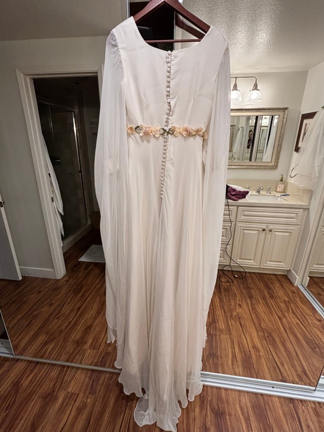 Pronovias, Vintage 1998 Wedding Dress & Veil – Size 10 – Rena Wedding ...