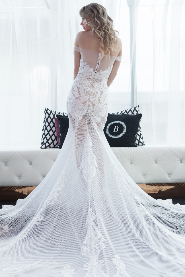 Lookbook Bride Sample Wedding Dress Save 45% - Stillwhite