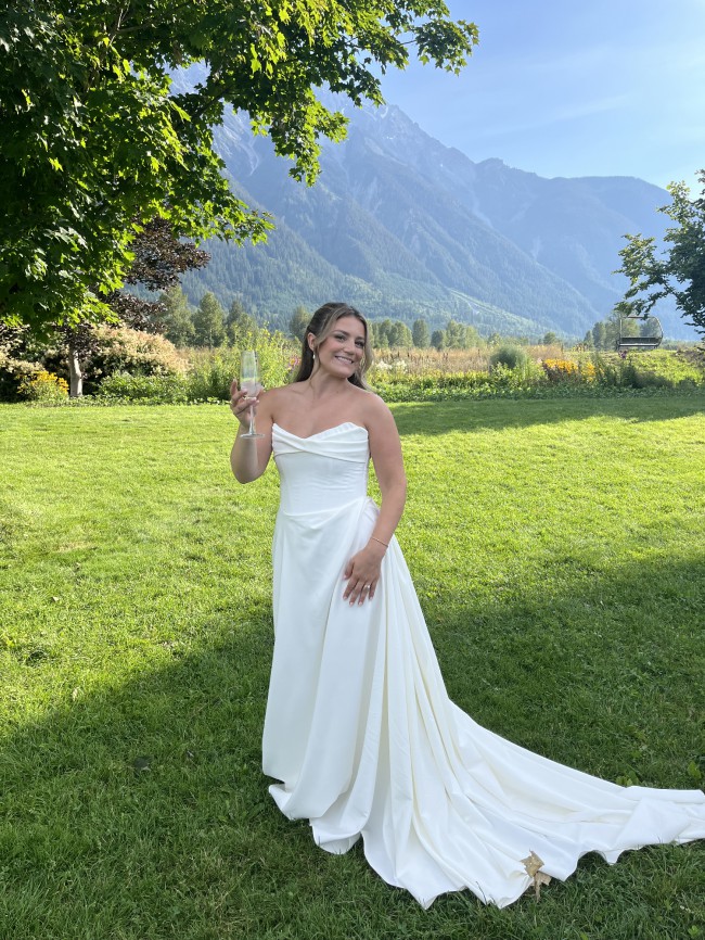 Sarah Seven, Whisper Wedding Dress Save 20% - Stillwhite