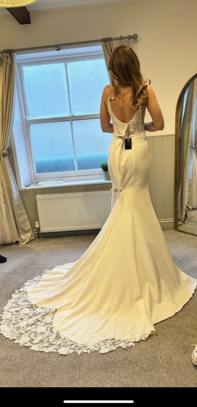 Justin Alexander, Everley New Wedding Dress Save 37% - Stillwhite