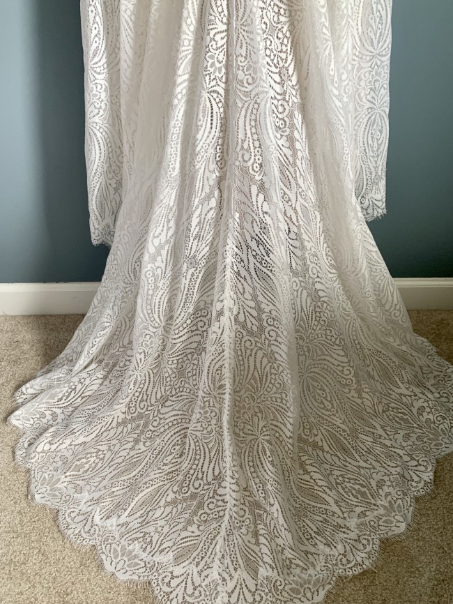 Allure Romance New Wedding Dress Save 45% - Stillwhite