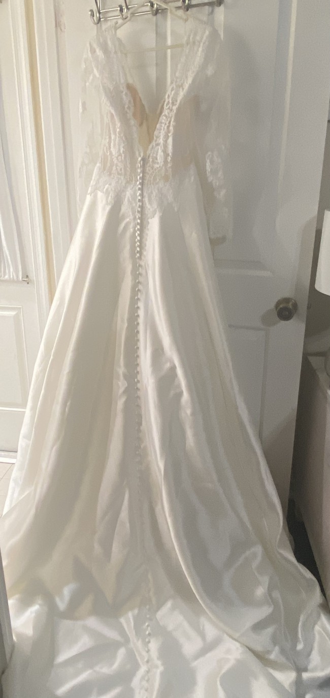 Bijou Bridal Sample Wedding Dress Save 72% - Stillwhite