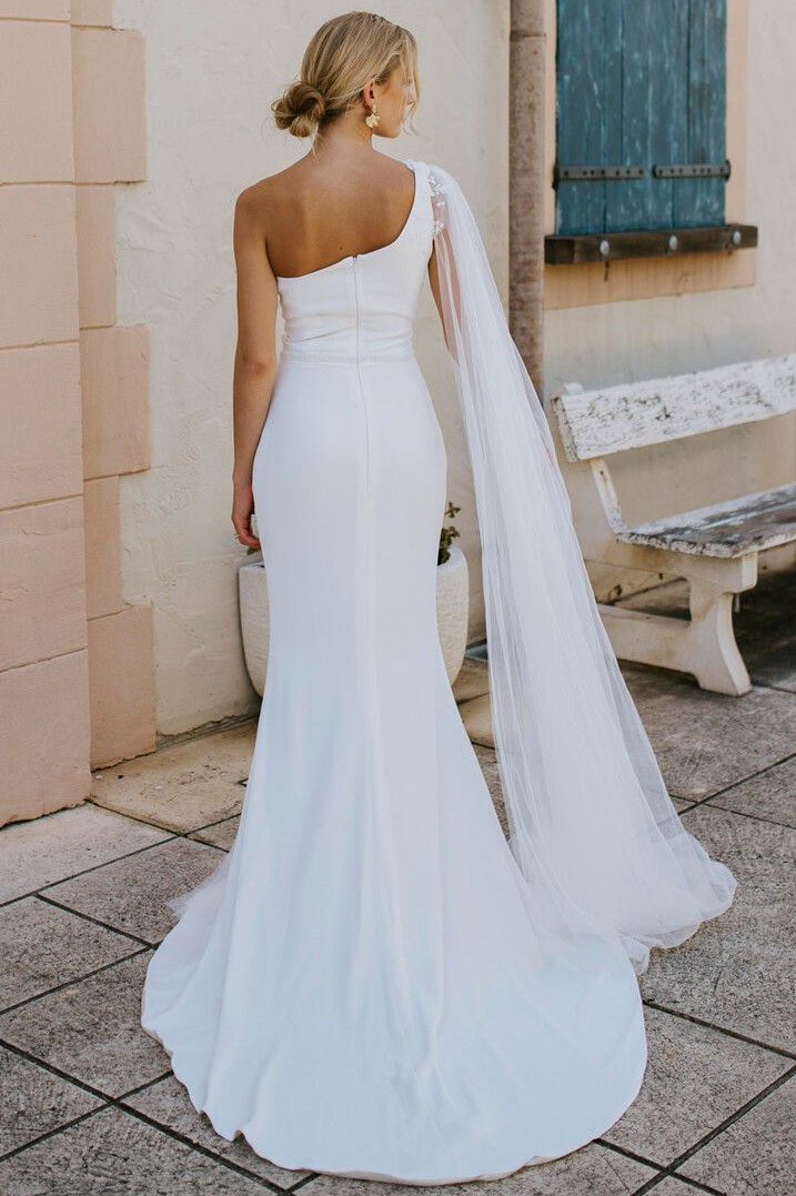Cizzy Bridal Sample Wedding Dress Save 65% - Stillwhite