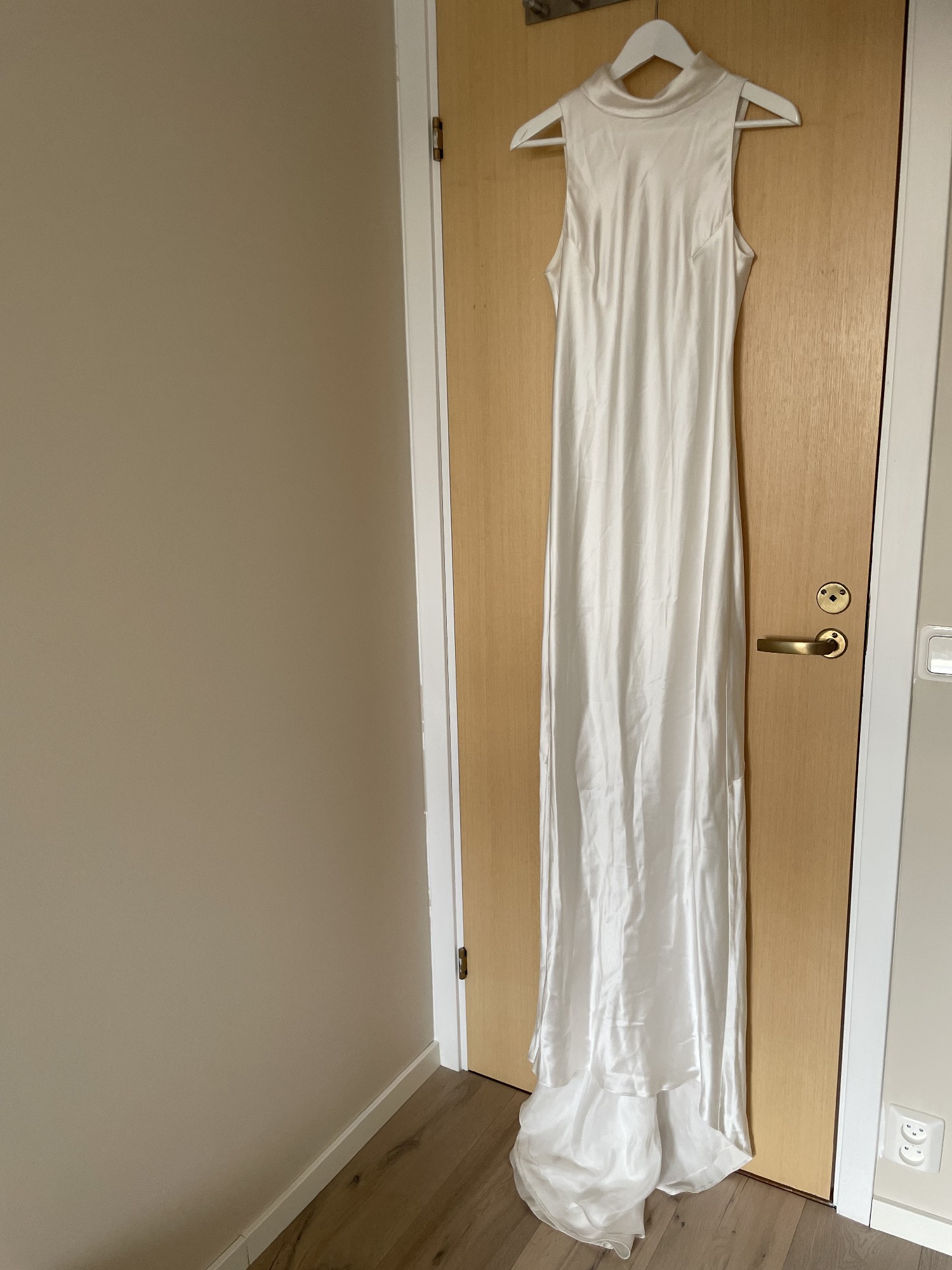 The Own Studio New Wedding Dress Save 39% - Stillwhite