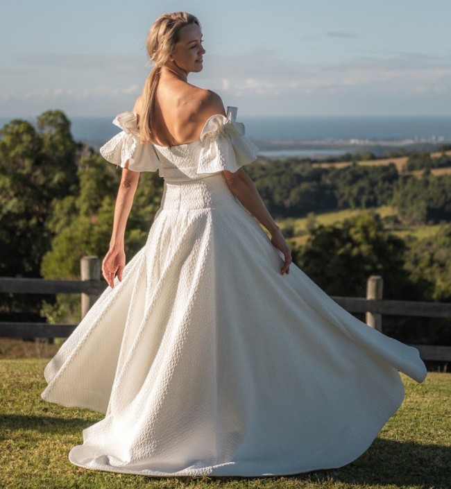 Kelly Cooper Couture New Wedding Dress - Stillwhite
